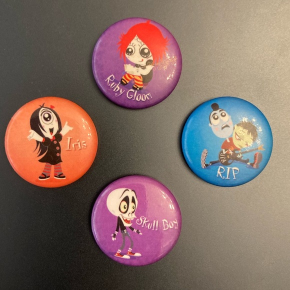 Accessories | Set Of 4 Ruby Gloom Buttons Ruby Gloom Frank Len Skull ...
